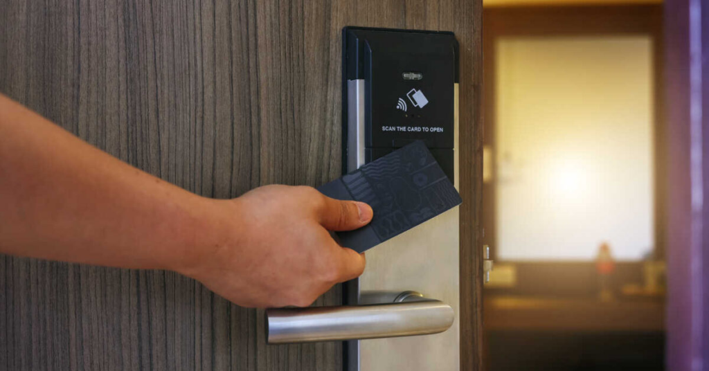 Benefits of Smart Lock Systems for Hotels | HOS Booking